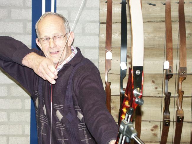 Chris van Dorst gek van handboogsport